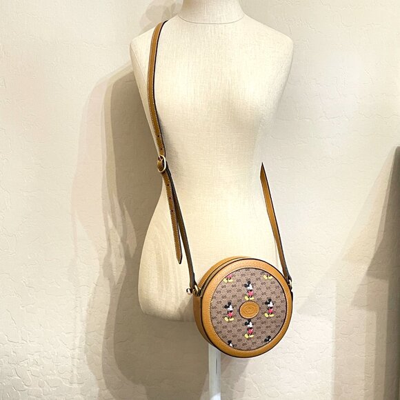 Gucci | Bags | New Disney X Gucci Collab Mickey Mouse Round Circle ...